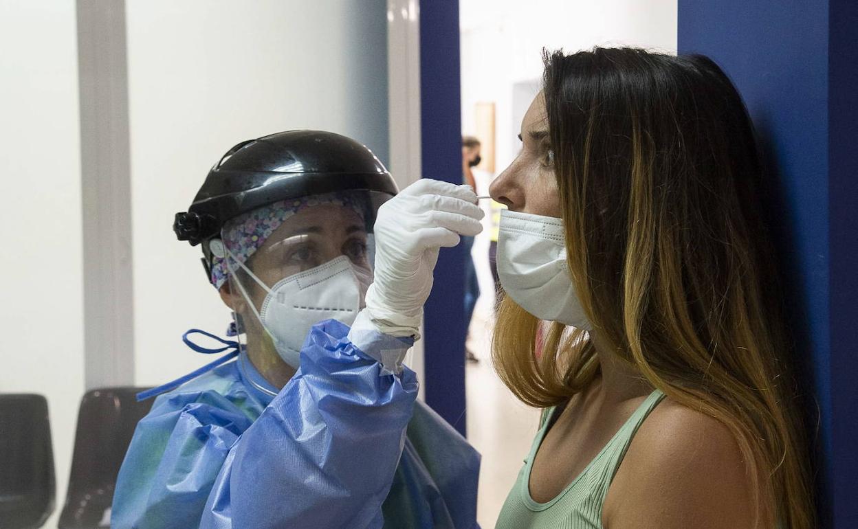 Salud realizará nuevos cribados masivos a jóvenes este fin de semana ...