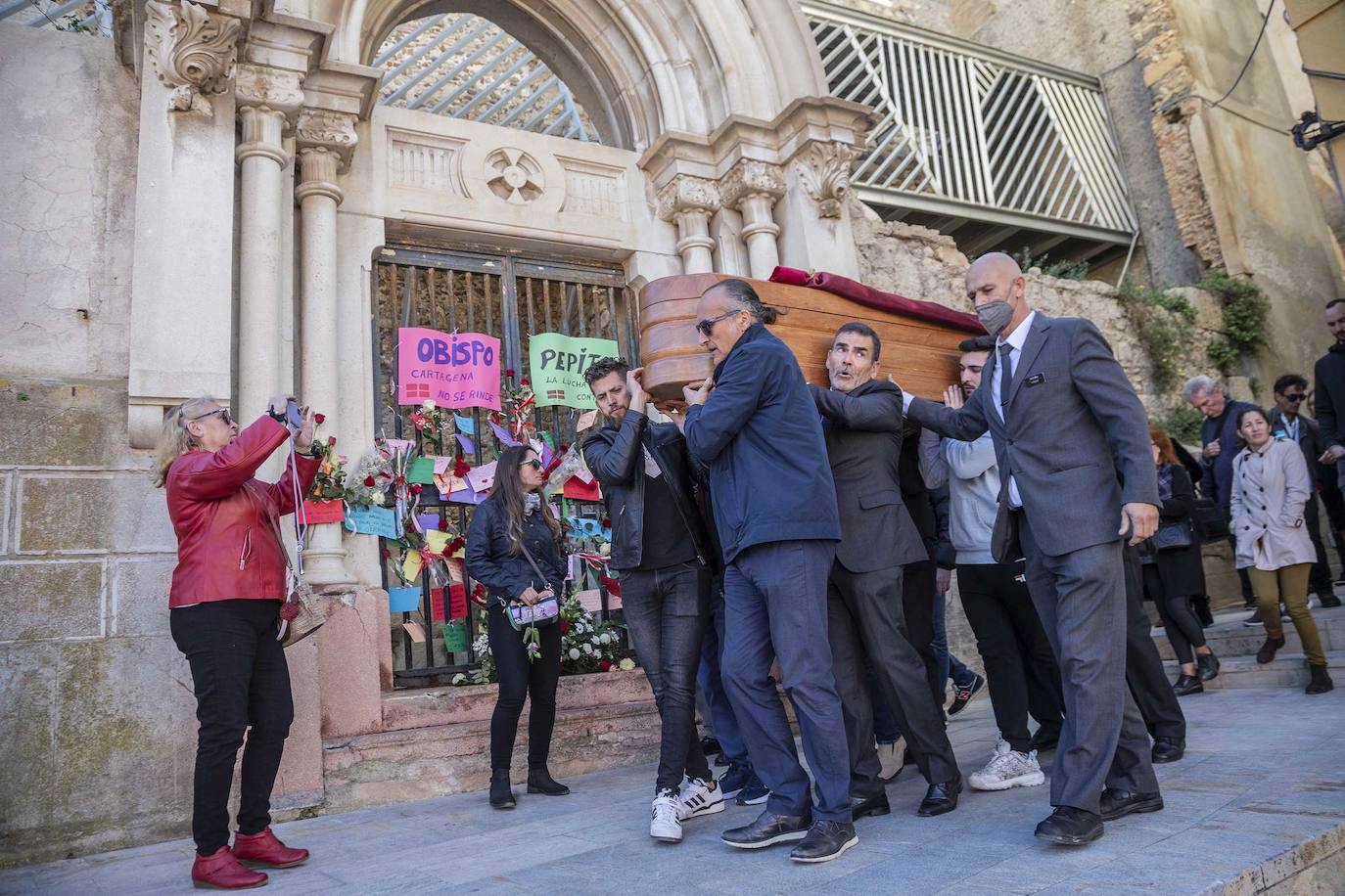 Fotos: Funeral de Josefa Muñoz en la Catedral vieja de Cartagena | La ...