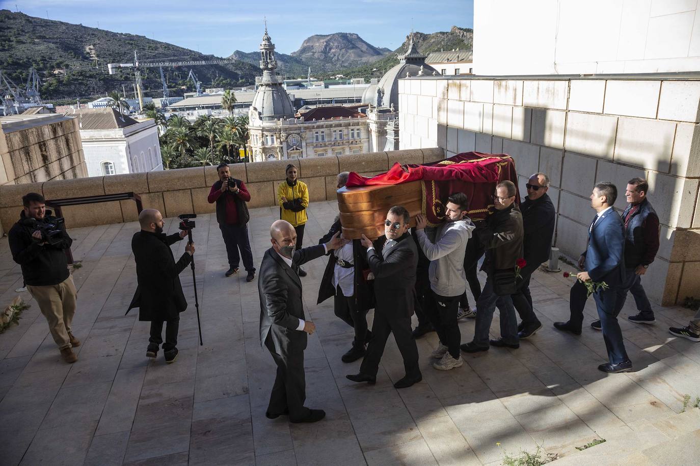 Fotos: Funeral de Josefa Muñoz en la Catedral vieja de Cartagena | La ...