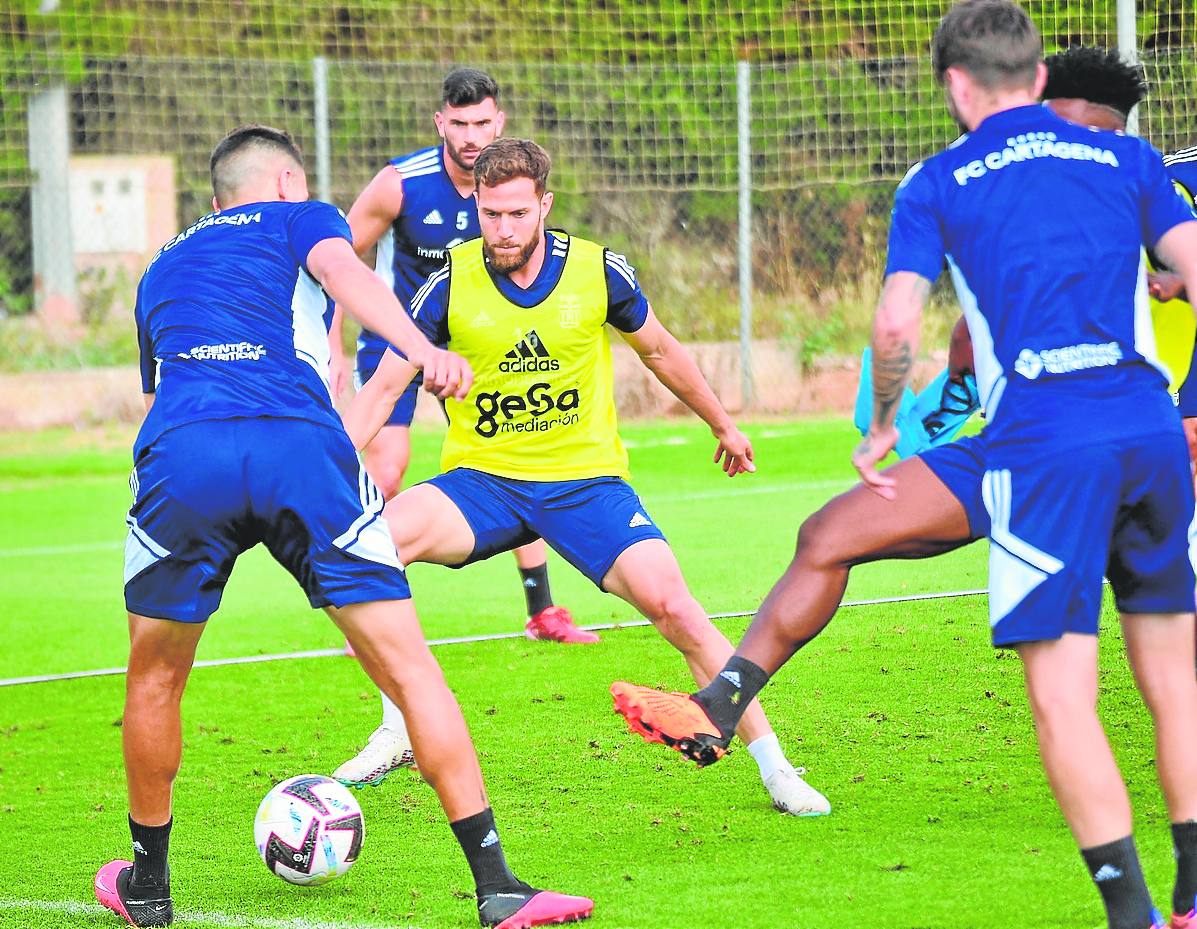 Primera pelota de partido para un Efesé que no puede permitirse fallar ...