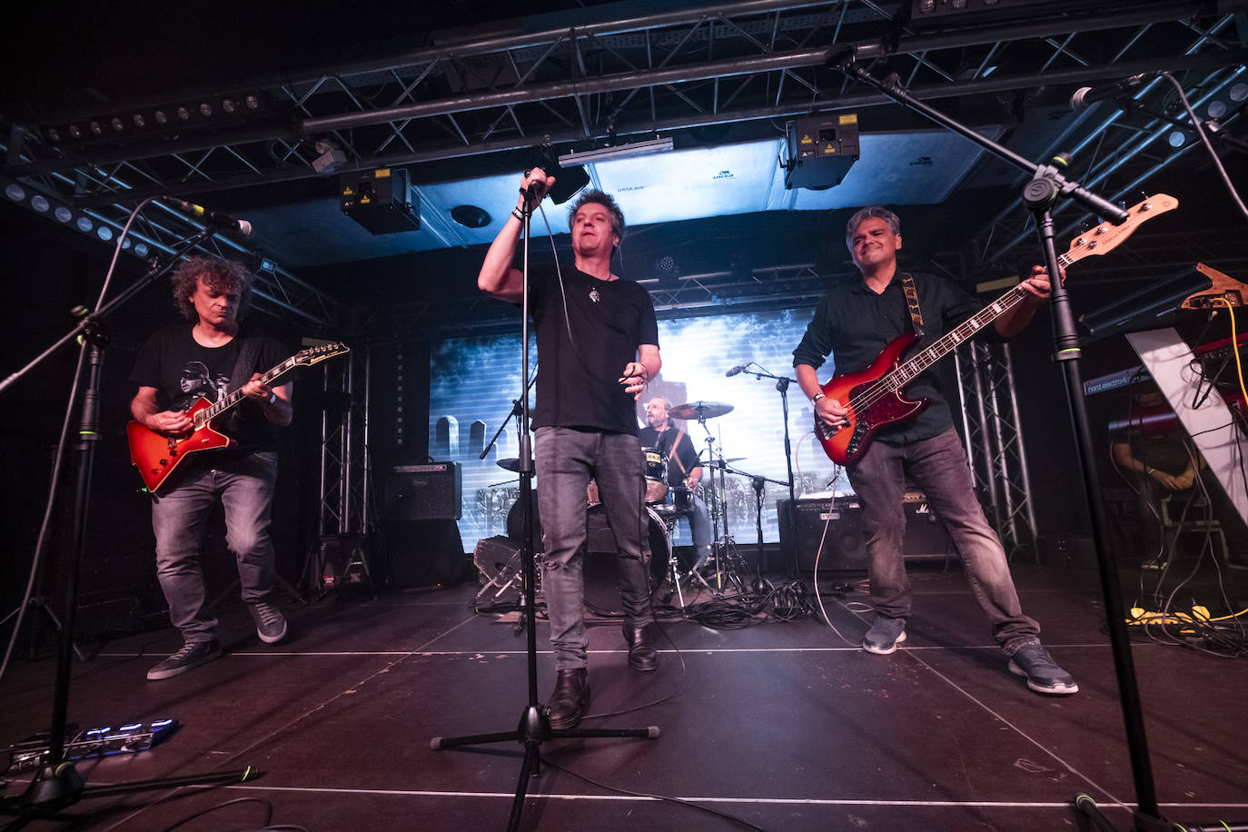 Homenaje al cantante Carlos Singer, en imágenes | La Verdad