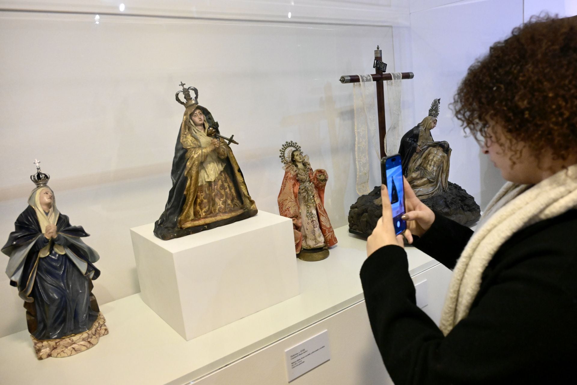 La exposición 'De María Virgine: imágenes de la Madre de Dios' del ...