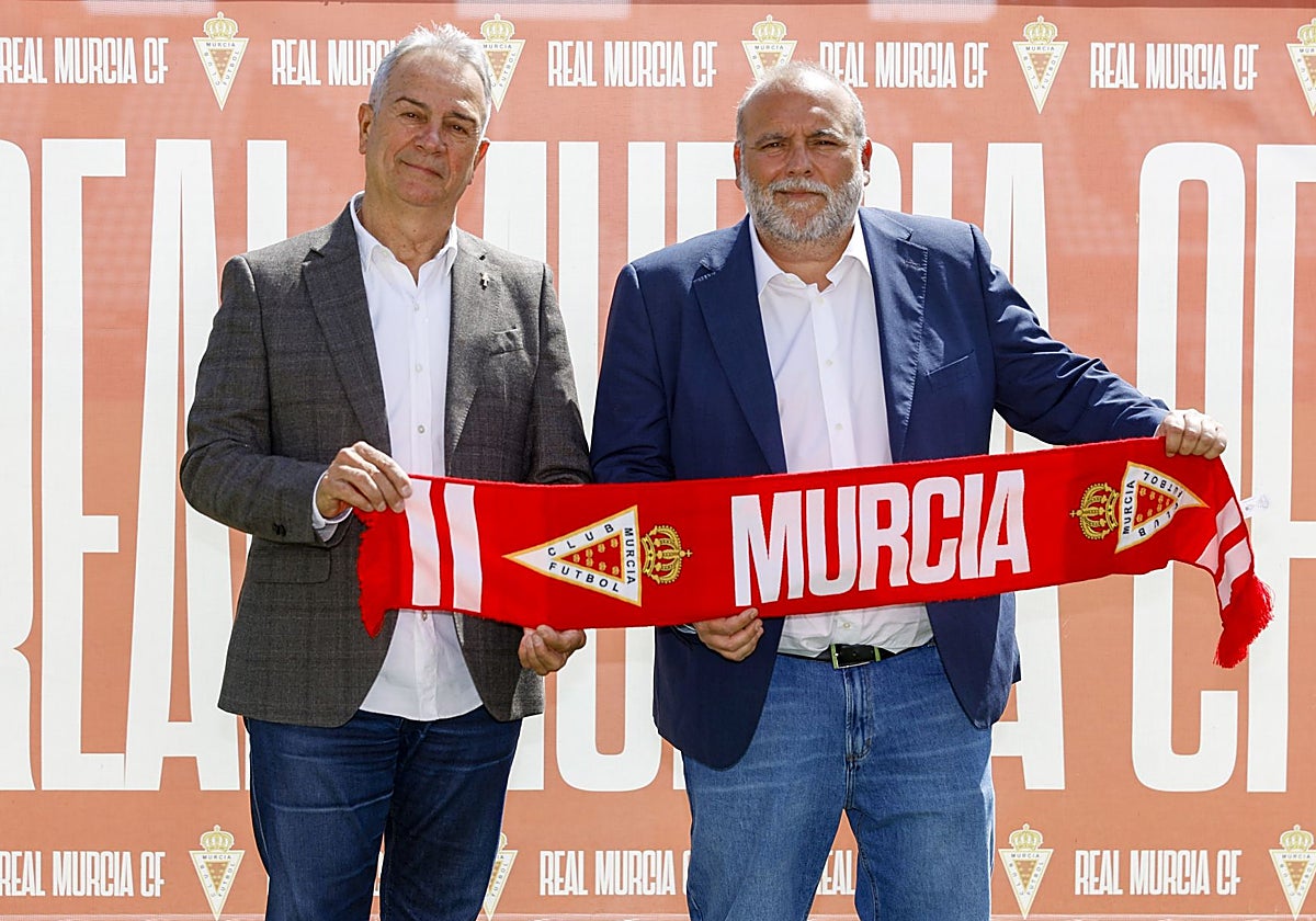 El concurso no frena al Real Murcia: luz verde para Breis y los ...
