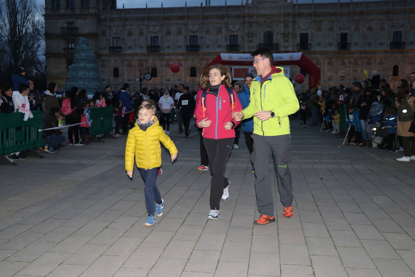 Fotos: Las imágenes de la carrera Entreculturas | leonoticias.com
