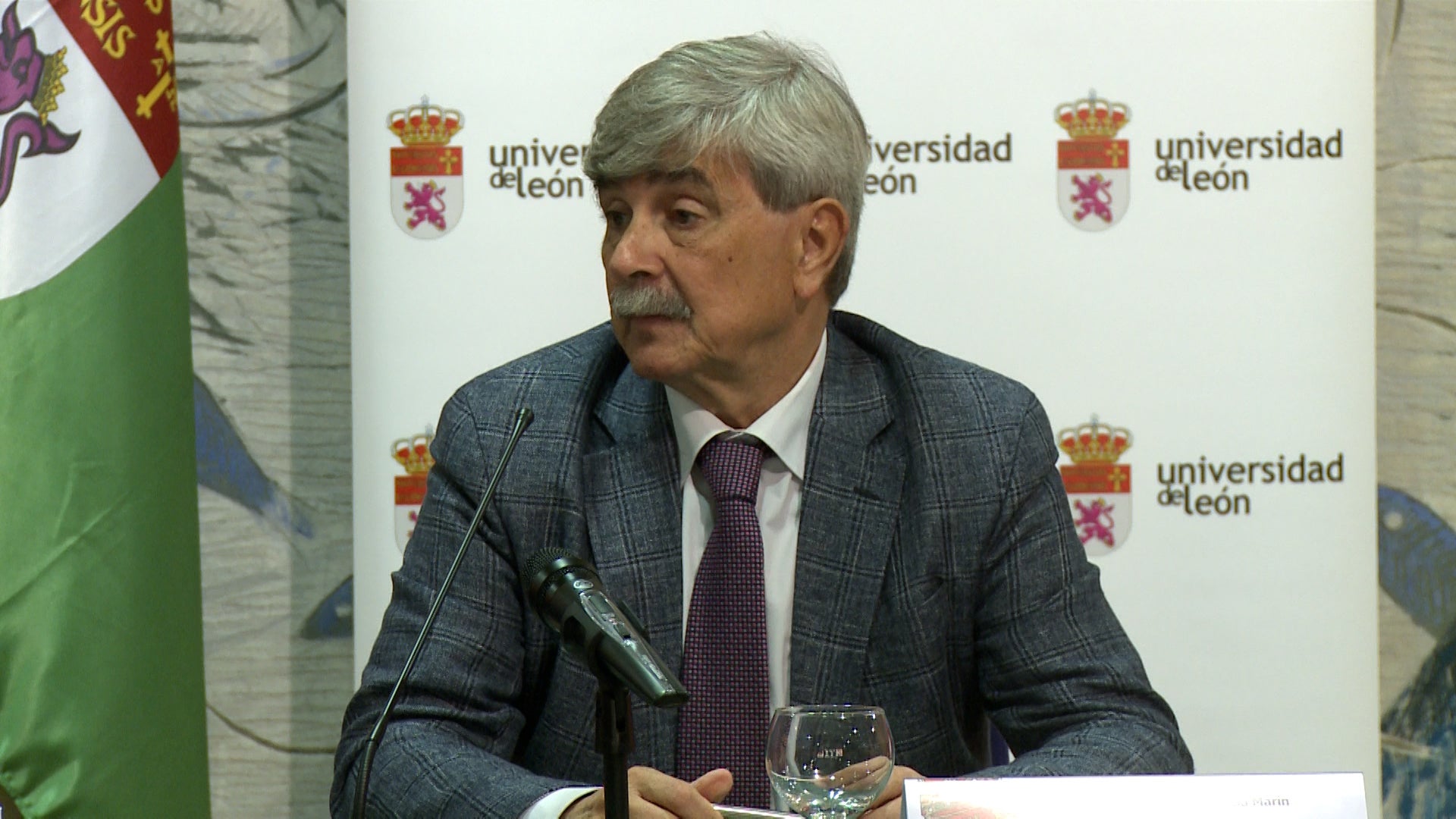 El rector de la Universidad de León muestra su preocupación por el aumento del gasto energético ...