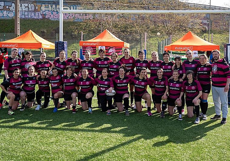 Las madres del Rugby León, campeonas de España del Mater II ...