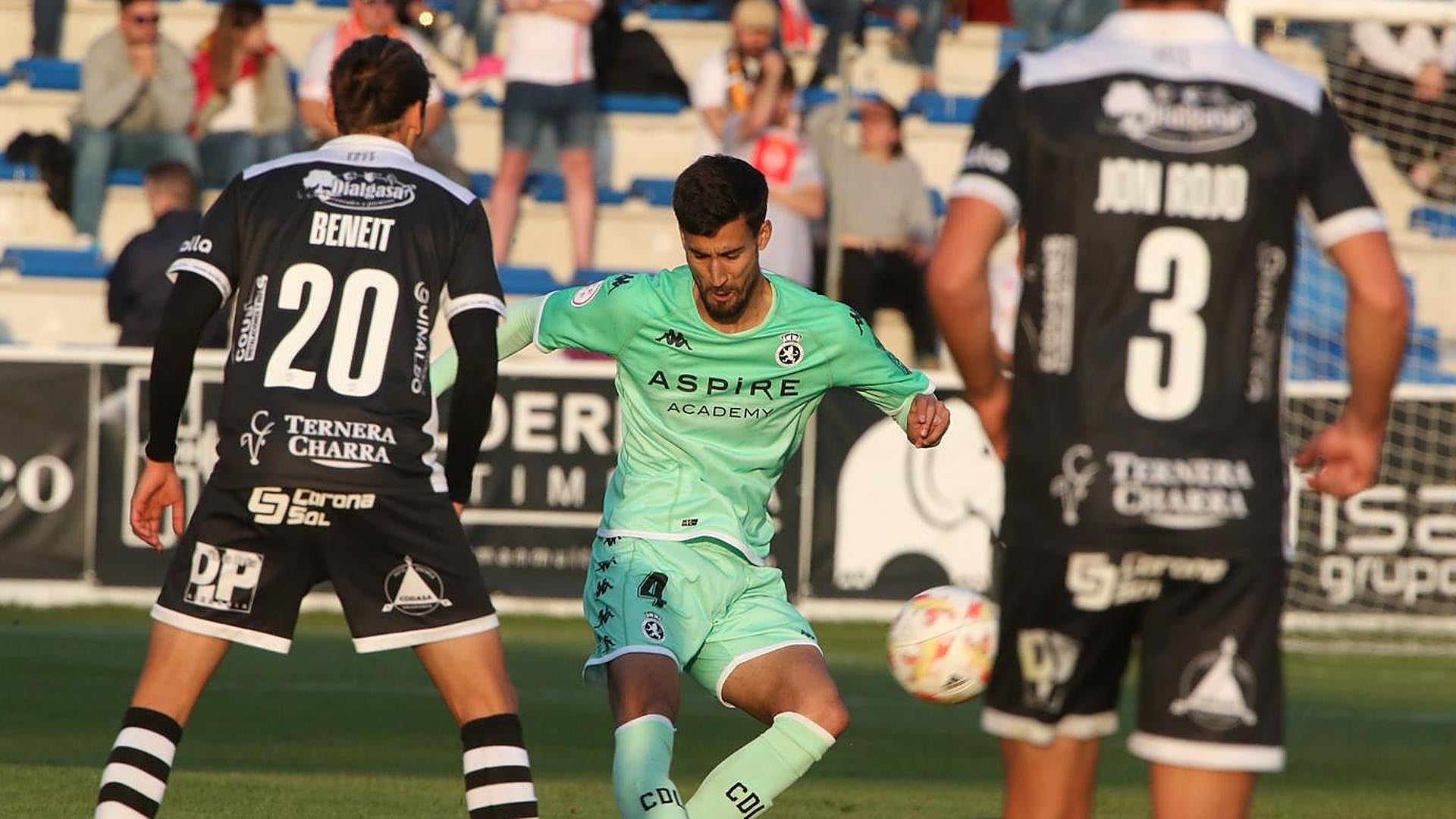 La Cultural, un equipo muy endeble lejos del Reino de León ...