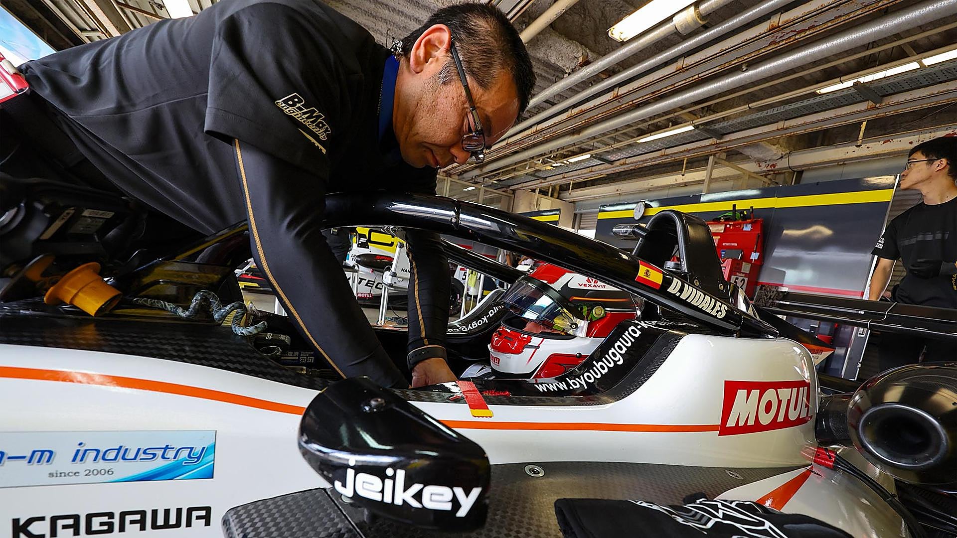 Vidales, lejos de podio en el circuito de Sogu | leonoticias.com