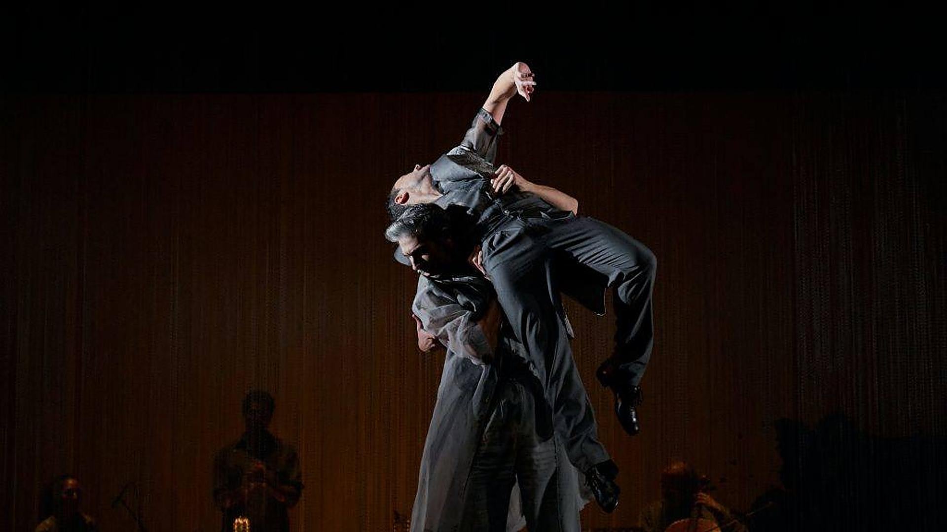 Danza flamenca en el Auditorio con la puesta en escena de 'Entre hilos ...