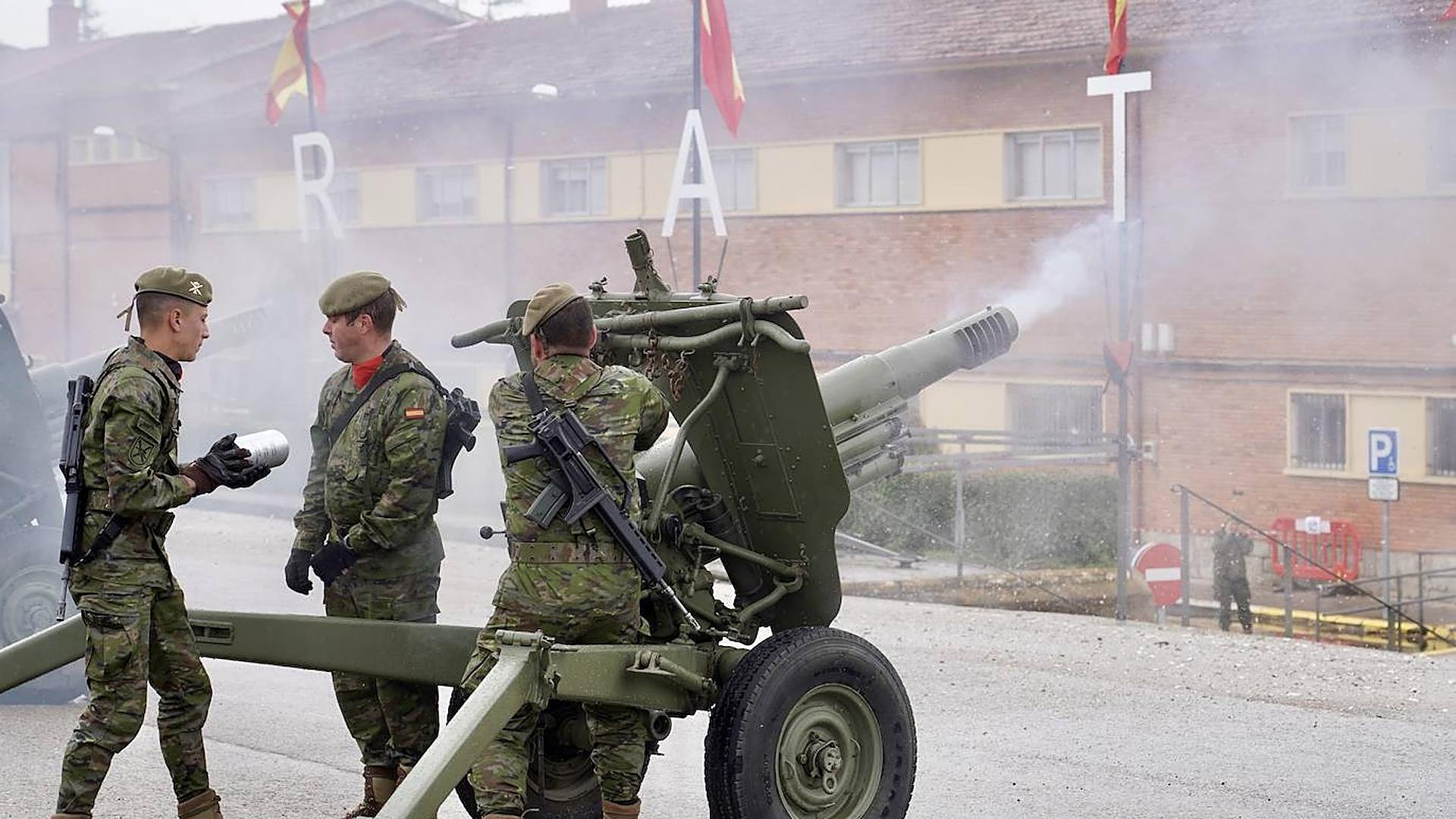 La base Conde de Gazola conmemora la gesta del Dos de Mayo de 1808 ...
