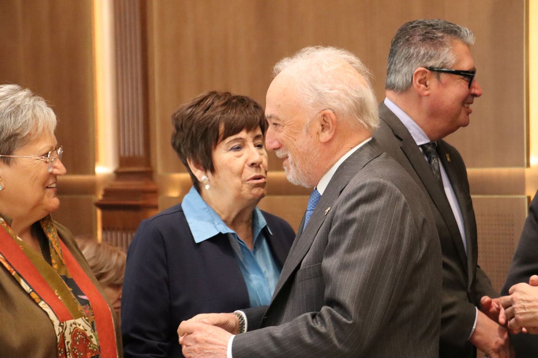 Las imágenes del pleno de la RAE en León | leonoticias.com