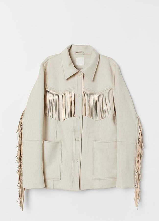 Las chaquetas de flecos son la gran tendencia de la primavera | Mujerhoy