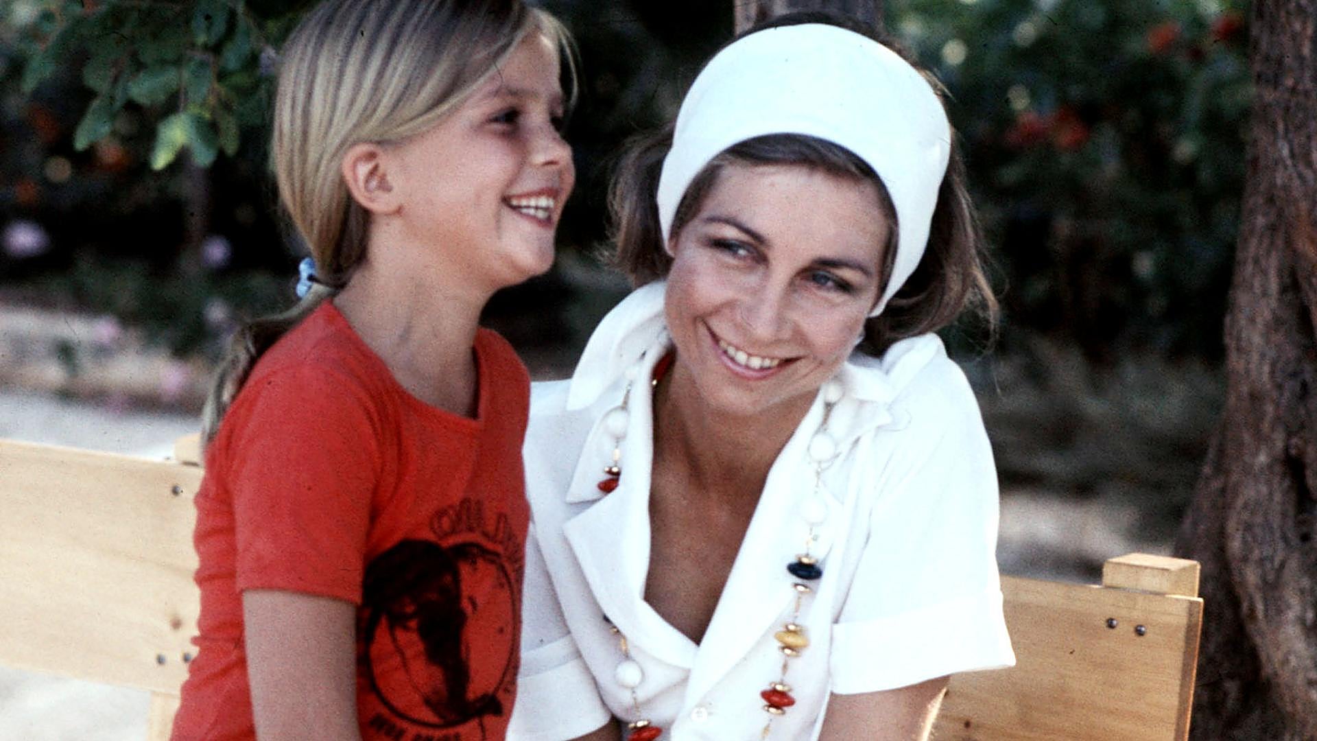 La infancia de la infanta Cristina: nanny inglesa, segundona y su ...