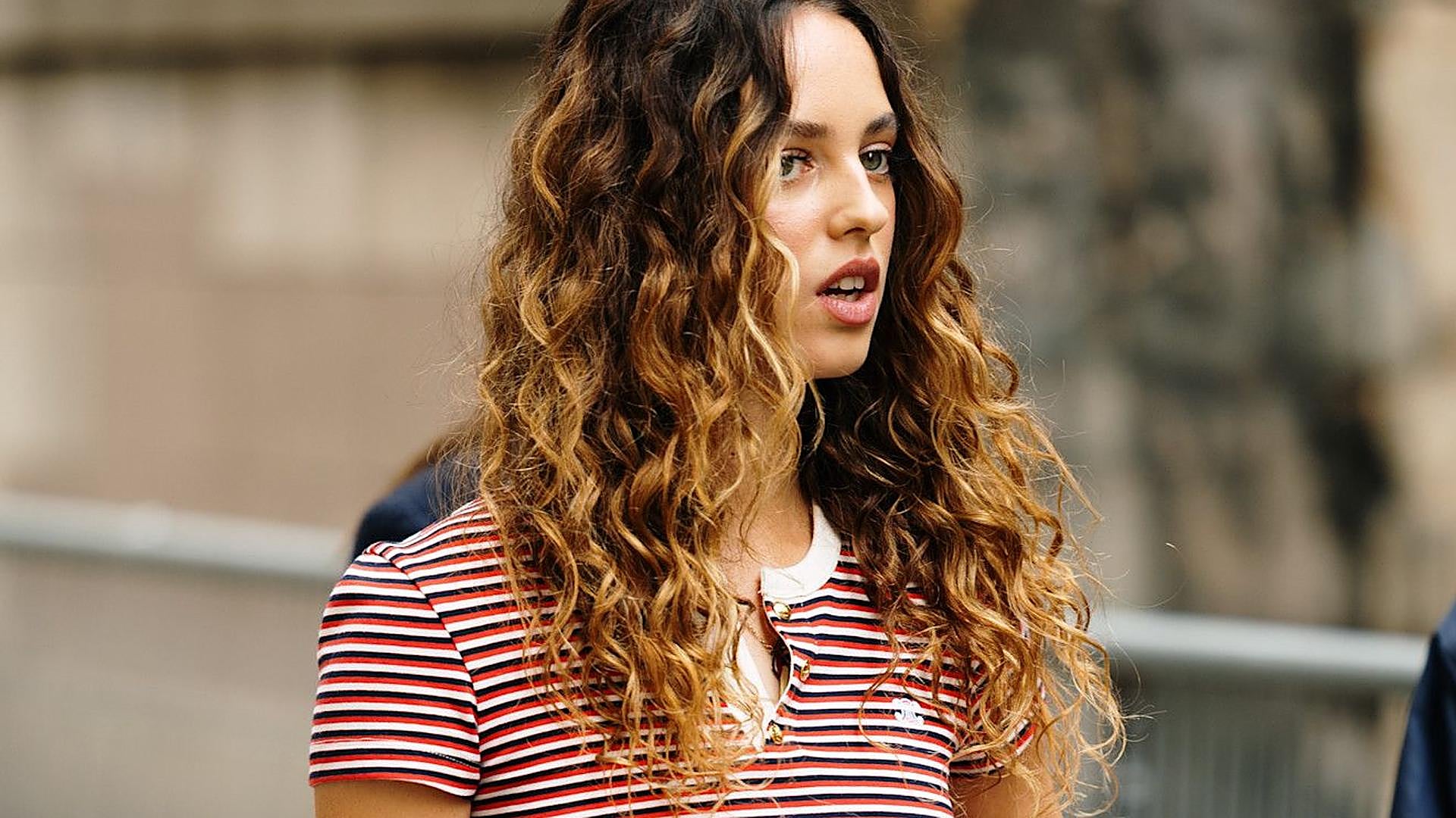 La tendencia cloud curls que llevarán las chicas de pelo rizado este ...