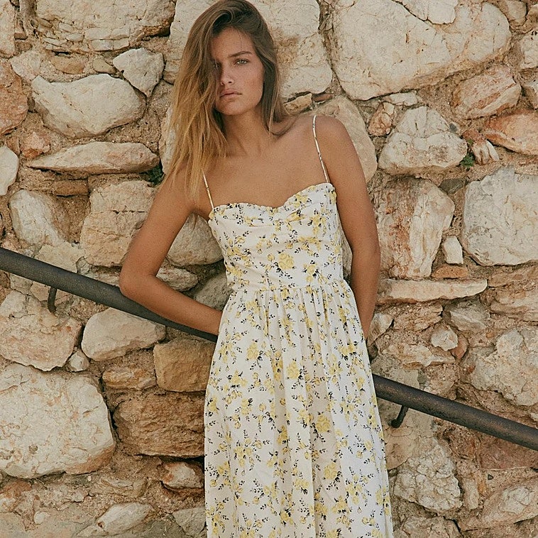 Vestidos efecto tipazo que no puedes dejar escapar esta temporada ...