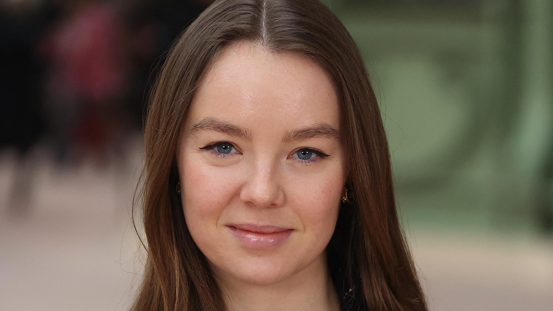 Alexandra de Hannover sorprende con este look afrancesado en la Semana ...