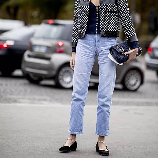 Estos vaqueros crop son el básico para primavera que hace piernas más ...