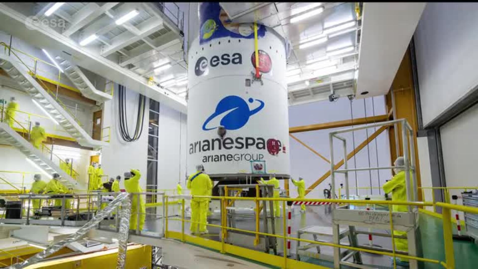 Integración de la nave Juice en el cohete Ariane 5 | El Correo