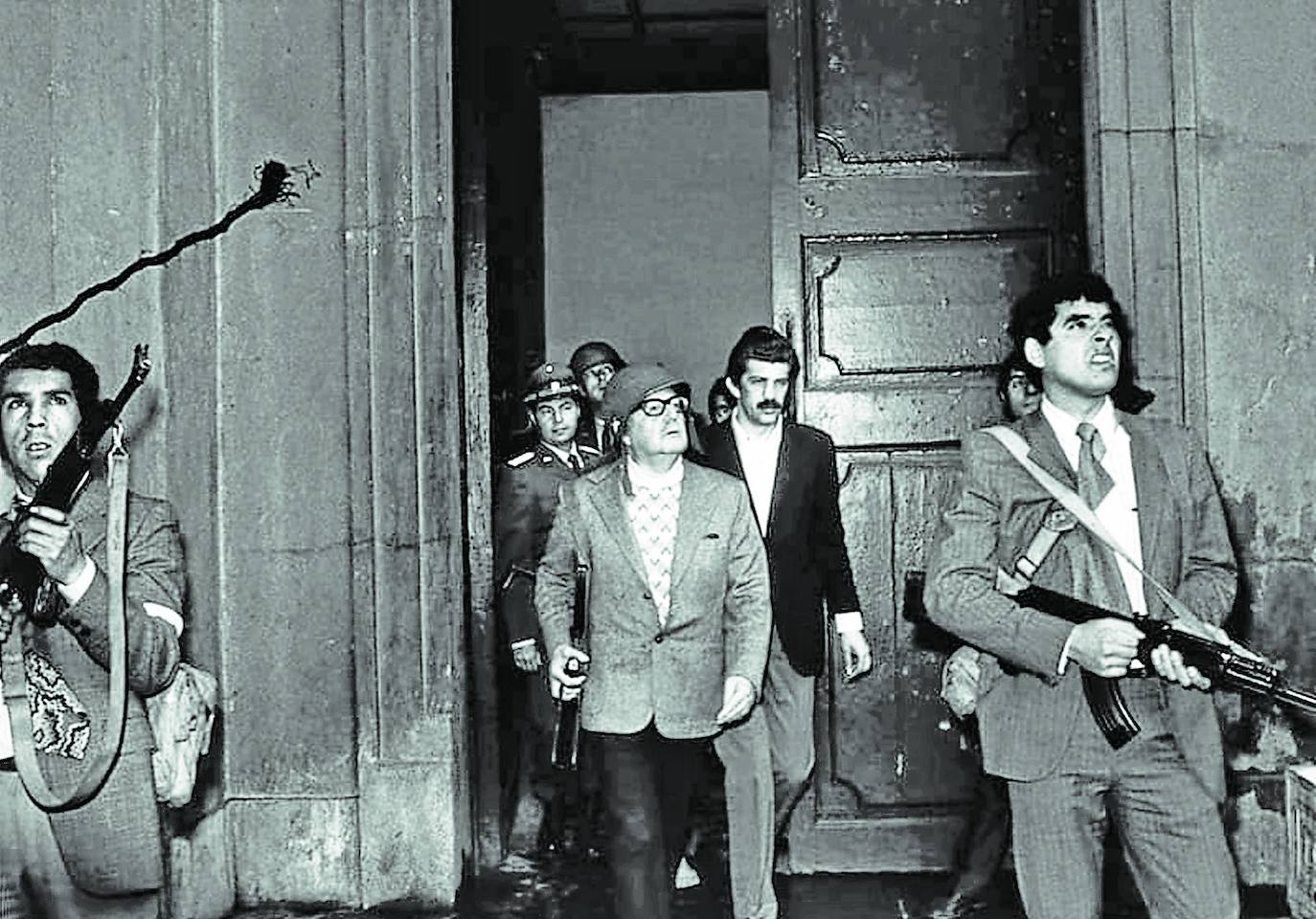 Una vida segada en La Moneda: las últimas horas de Salvador Allende ...