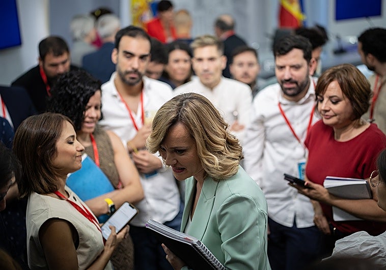 Bokep em rose i say again as soon as I return come back to