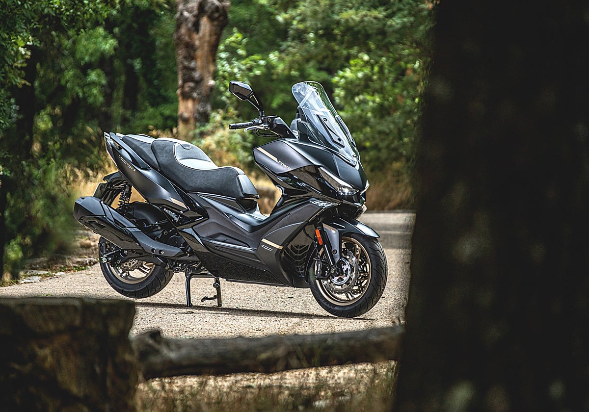 Kymco updates its Xciting VS 400 megascooter with new finishes and ...