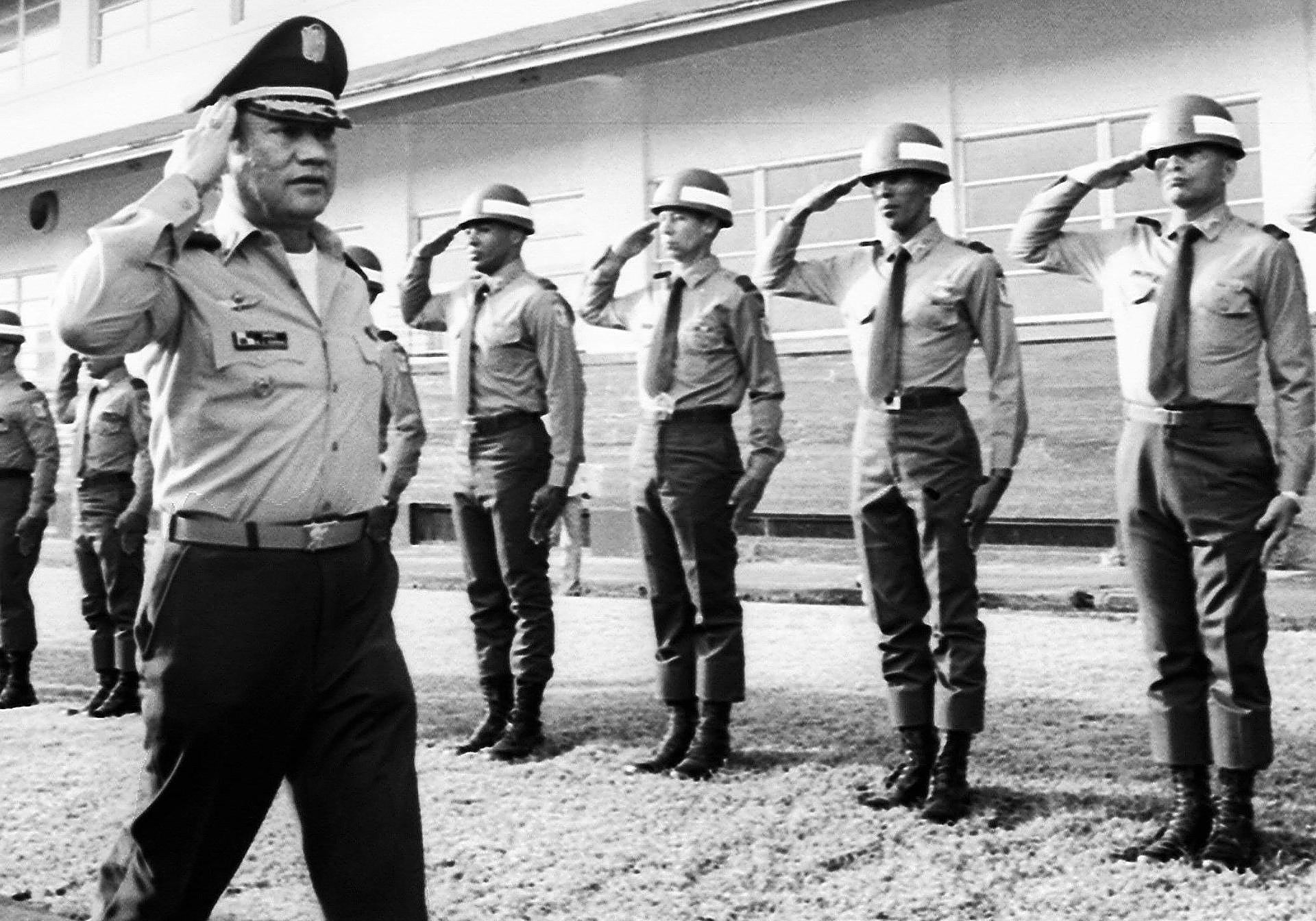 El precedente de Manuel Noriega: capturado hace 36 años por EE UU tras ...