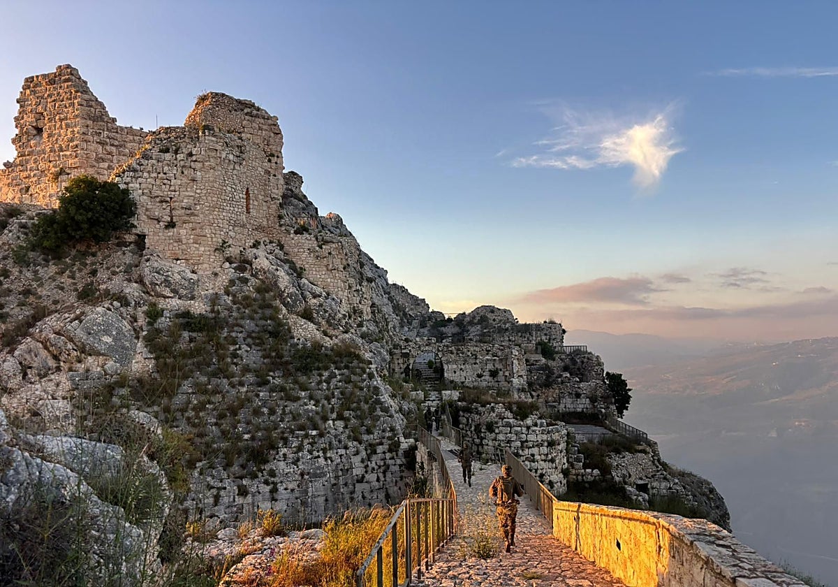 Israel Captures Beaufort Fortress in Deepest Lebanon Incursion in Over ...