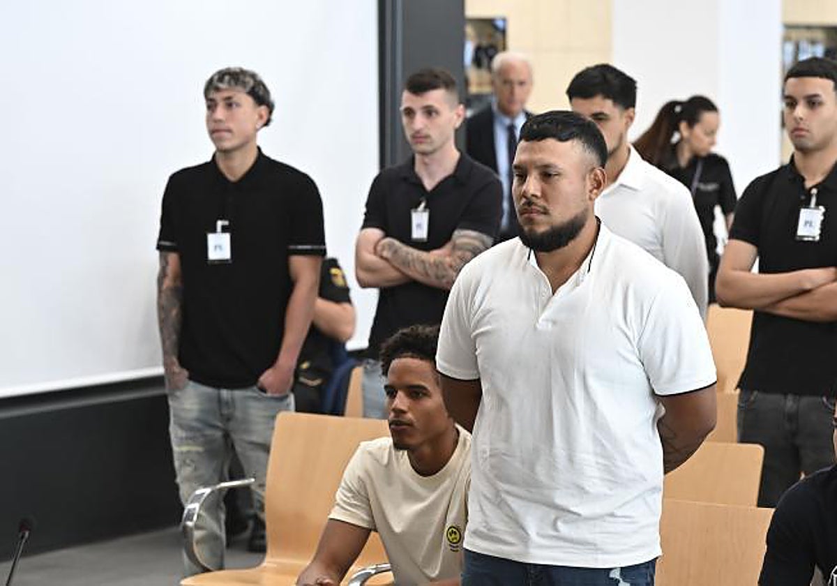 Members of the 'Dominican Don't Play' Gang Convicted for Counterfeiting ...