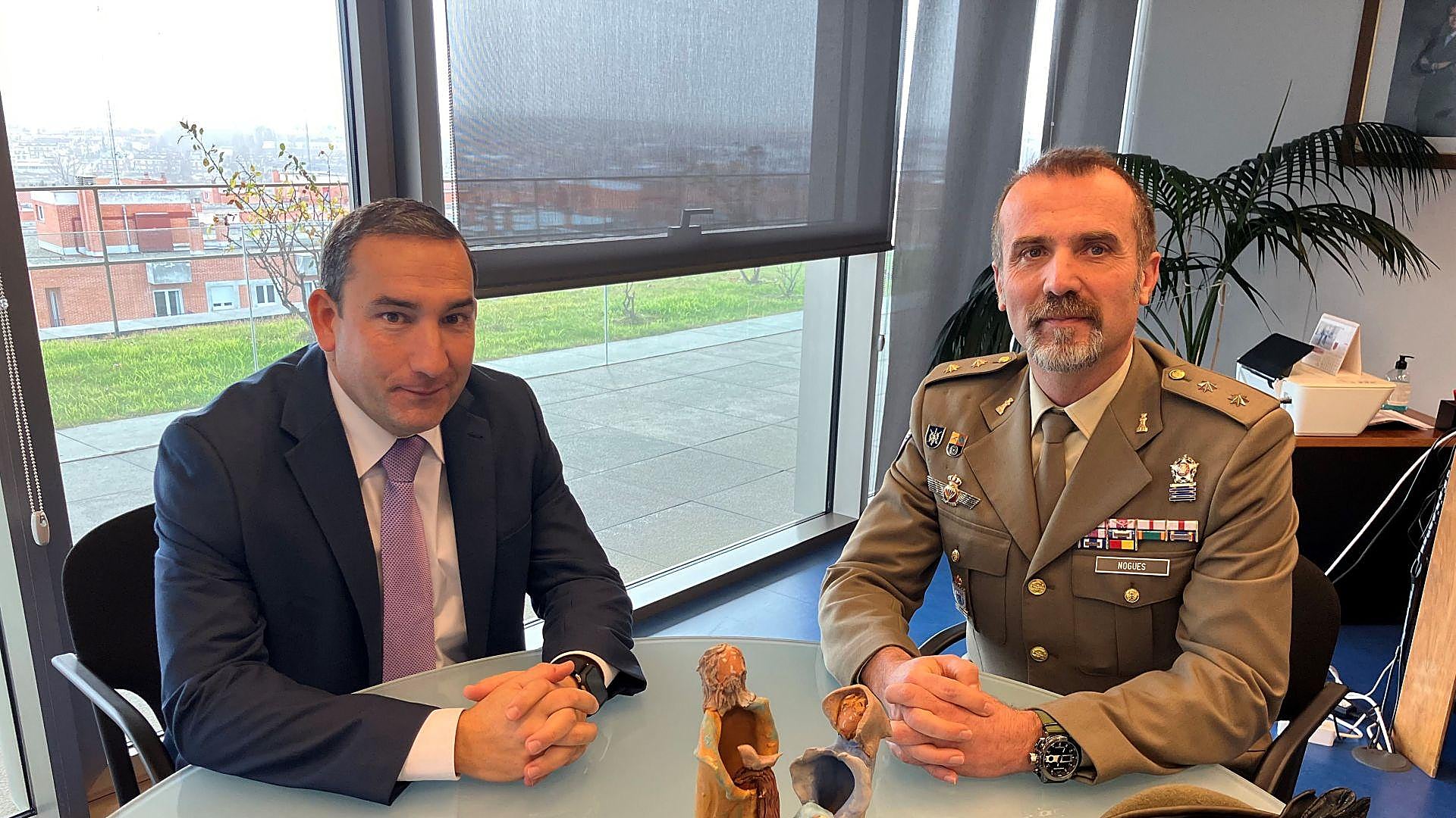 El Teniente Coronel Óscar Javier Nogués Santaló toma el mando del ...