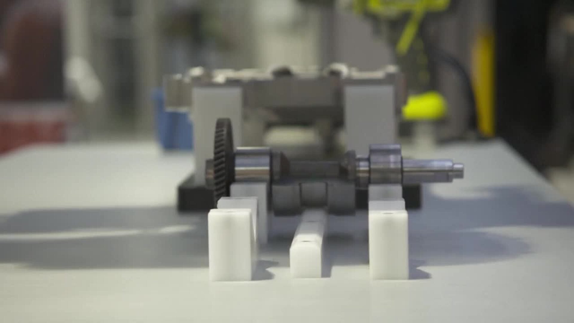 Las soluciones de software empresarial y la robótica toman el control ...