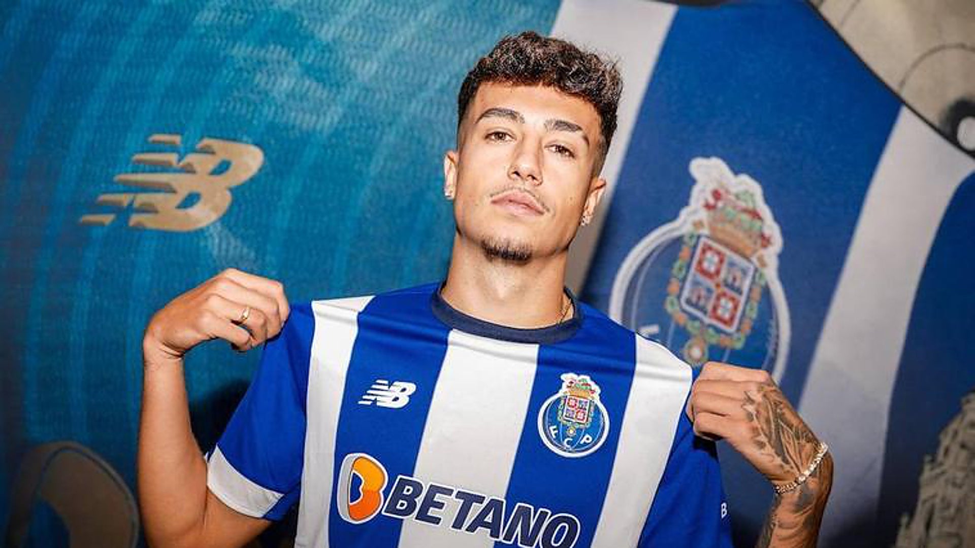 Malaga CF pocket two million euros as former Academy player Iván Jaime ...