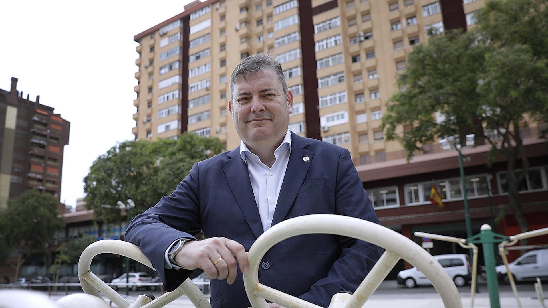 Shared property, shared responsibility | Sur in English