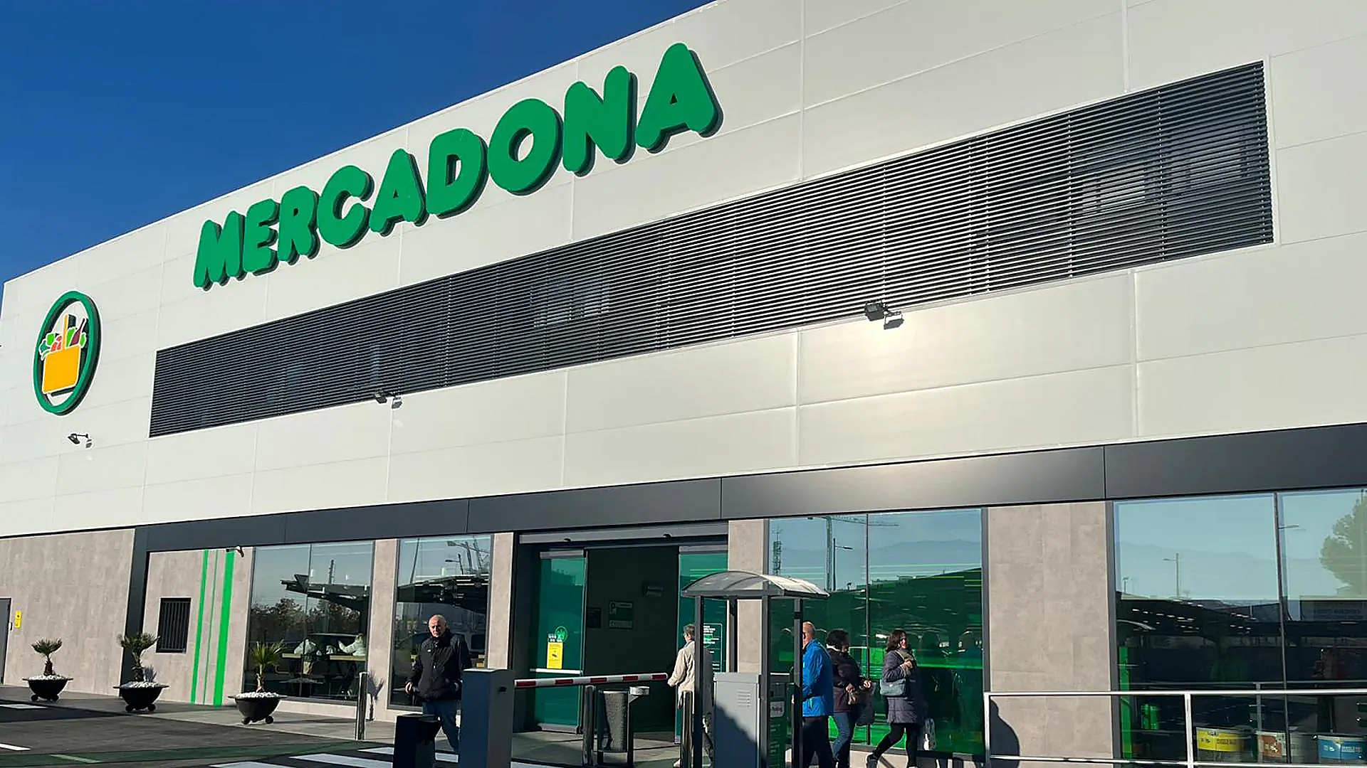 The major supermarket chain in Spain where you can pick up more than a ...