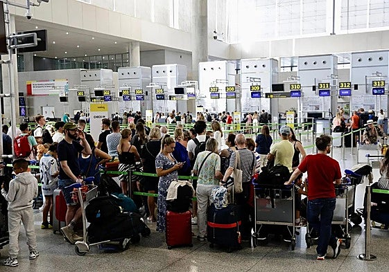 Record number of passengers at Malaga Airport demonstrates urgent need ...