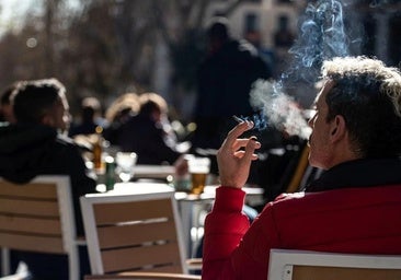Tony Bryant: Stubbing out smoking | Sur in English