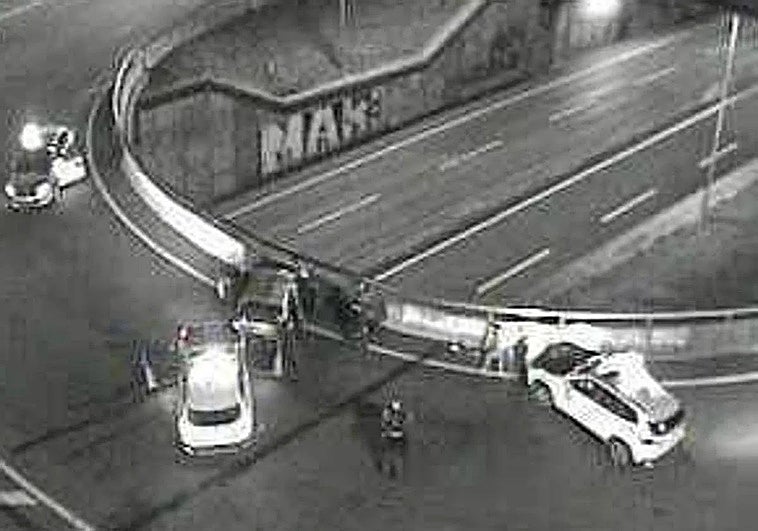 Police officer tests positive for drugs after crashing patrol car ...