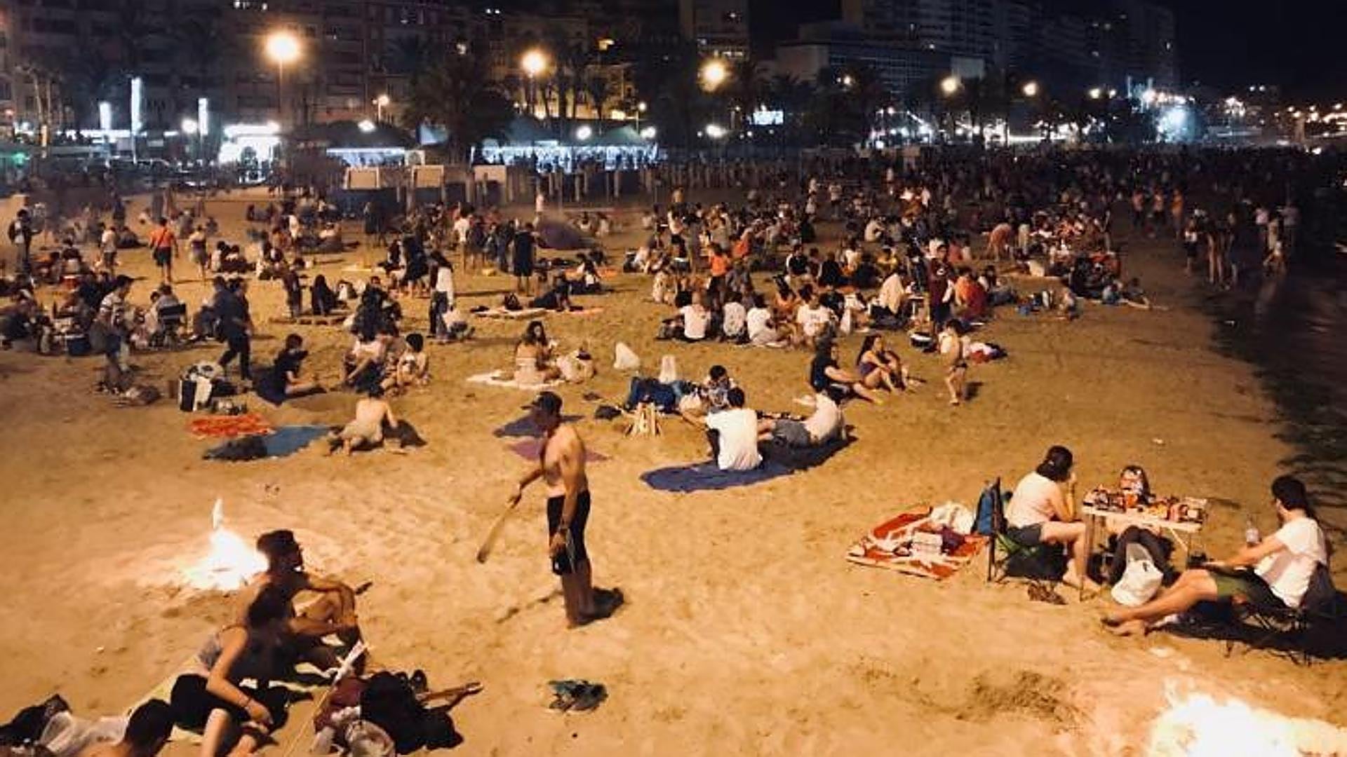 PLAYAS NOCHE DE SAN JUAN HOGUERAS | Estas son las playas de Alicante donde se pueden hacer ...
