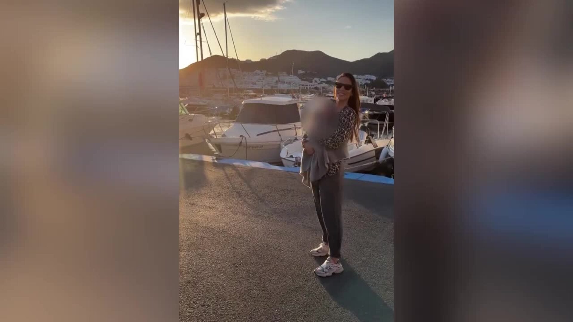 Lucía Villalón y sus pequeños protagonizan la portada de Hola ...