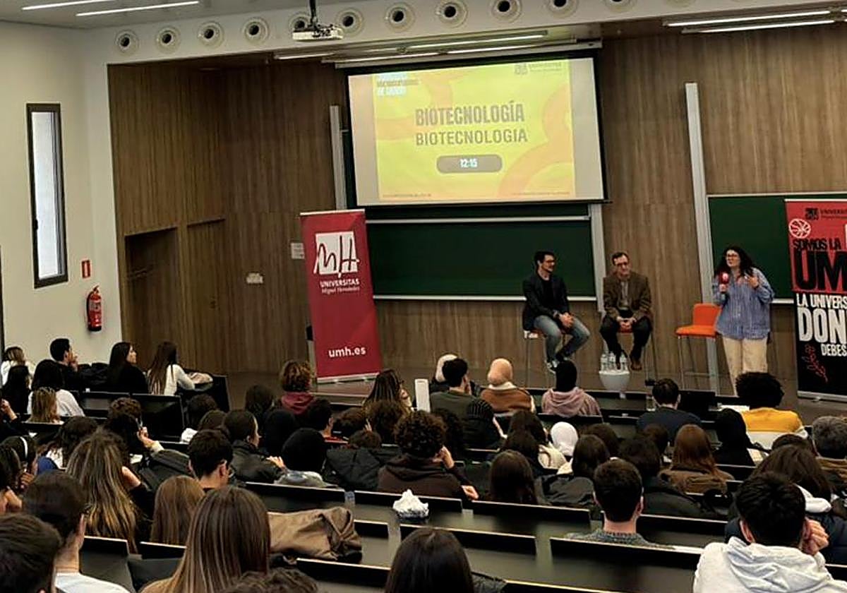 UMH Gathers Over 1,700 Young People to Guide Their University Future ...